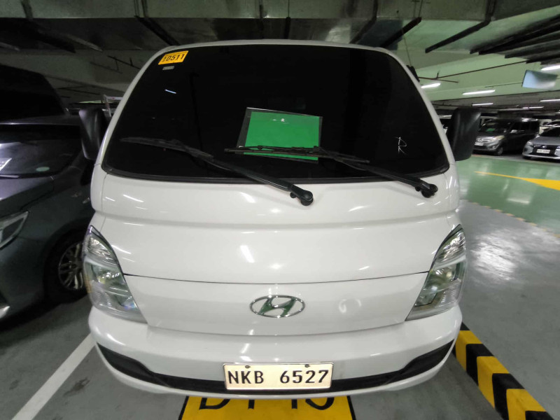 HYUNDAI H100 2.5 CRDI GL 6MT W/ DUAL AC SHUTTLE BODY – AutohousePH